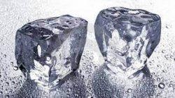 Bahaya, Stop Konsumsi Es Batu yang Terbuat dari Air Mentah ...