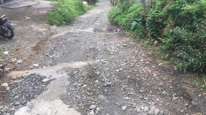 Tak Kunjung Diperbaiki, Jalan Rusak di Lorong Putri Ambon Makin Memprihatinkan - Tribunambon.com
