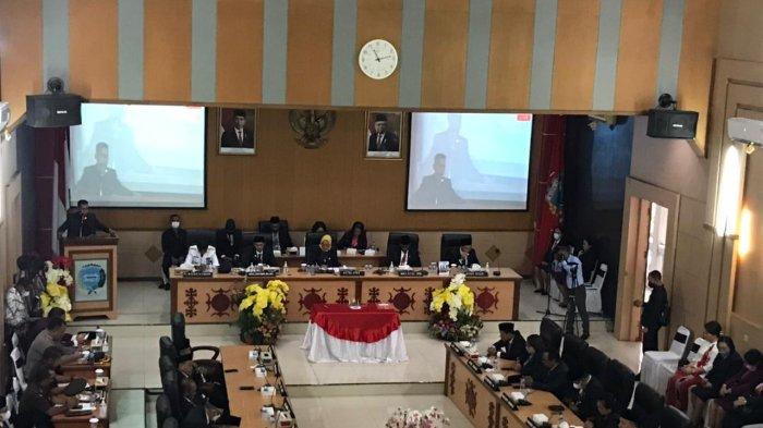 Ucapkan Terima Kasih tuk Richard Louhenapessy, Elly Toisutta Teteskan ... Ucapkan Terima Kasih tuk Richard Louhenapessy, Elly Toisutta Teteskan ...