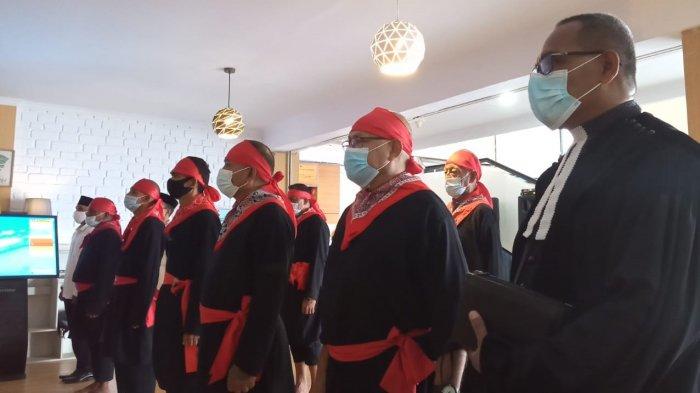 Resmi Dilantik, Saniri Negeri Latuhalat Perjuangkan Pantai Namalatu ...