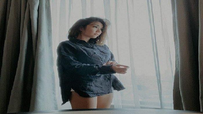 Ditonton Jutaan Kali, Siapa Sosok di Samping Gisel di Video 13 Detik ...