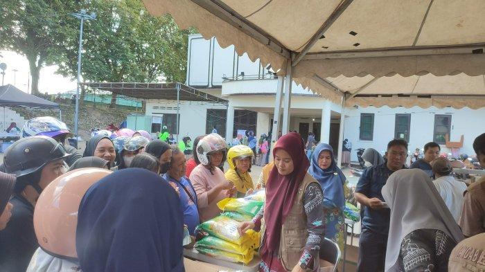 Bulog Kembali Distribusi Beras SPHP, Stok Beras di Belitung Capai 2.200 ...