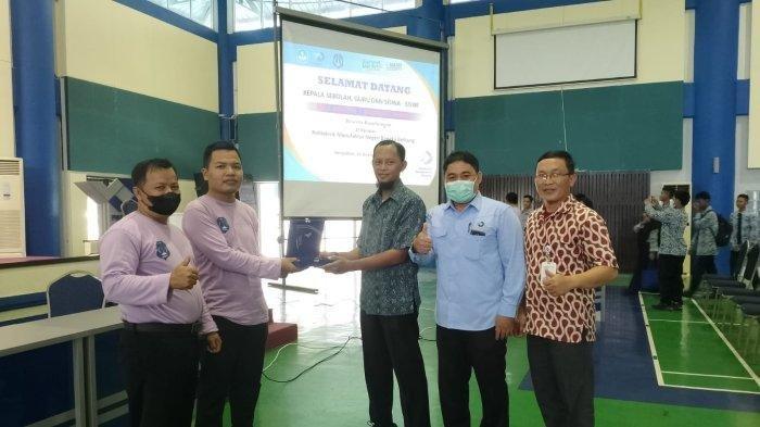 Pelajar SMAN 1 Simpang Rimba Field Trip ke Polman Babel - BaBelnews.id