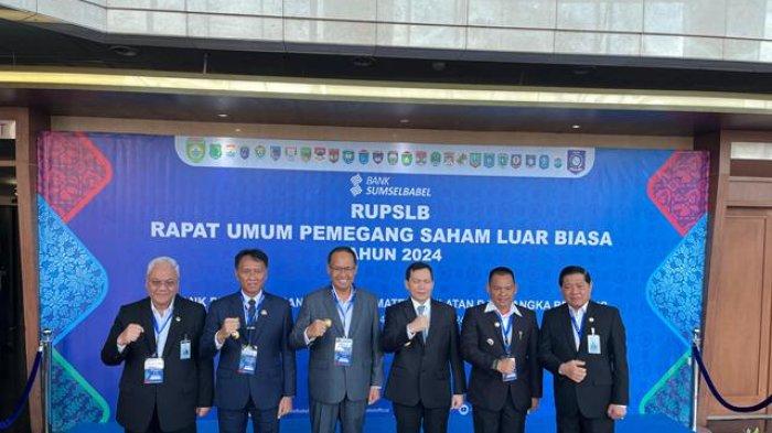 Pj Gubernur Babel Tekankan Inovasi dalam RUPS LB Bank Sumsel Babel - BaBelnews.id