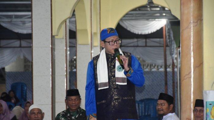 Ustaz Koko Liem Ajak Teladani Akhlak Nabi Muhammad SAW - BaBelnews.id
