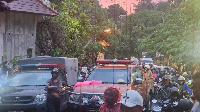 BPBD Gianyar Siaga Penuh Antisipasi Cuaca Ekstrem - Tribun-bali.com