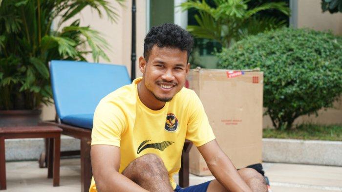 Meski Bibirnya Terluka Parah, Bagas Kaffa Tetap Main Lawan Thailand di ...