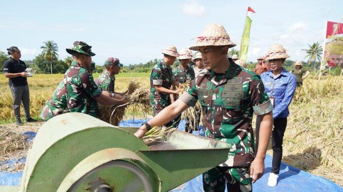 Panen Raya Padi di Desa Sidan Gianyar, Pangdam IX/Udayana: TNI Dukung Percepatan Swasembada ...