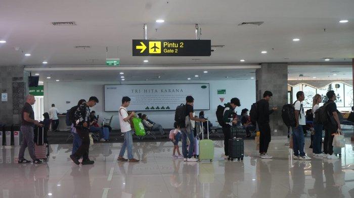 Libur Panjang Paskah 2025 Pergerakan Penumpang Bandara Ngurah Rai Bali Naik 21 Persen - Tribun ...