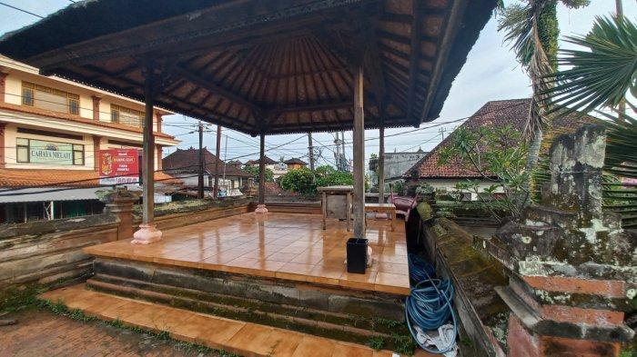 Kondisi Bangunan Bale Bengong dan Bale Kulkul di Objek Wisata Kerta ...