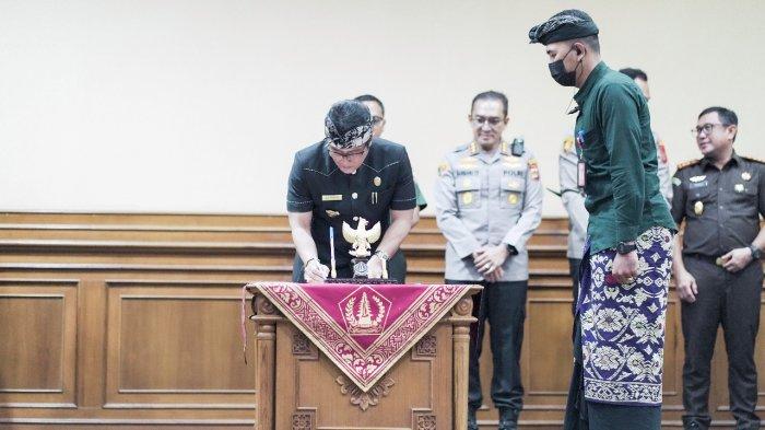 Bupati Badung Tandatangani Komitmen Bersama Jaga Kamtibmas dan Pengukuhan Bunda Anti Narkoba ...