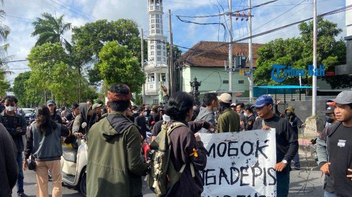 Dorong Motor Sebagai Wujud Kekecewaan Harga BBM Naik, Bali Jengah Gelar ...