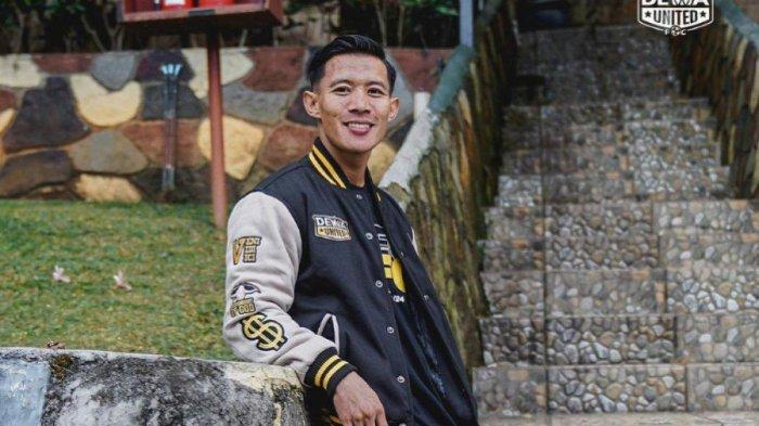 HOT Liga 1: Persib Bandung Resmi Lepas Putu Gede, Henhen Herdiana Bakal Ditarik dari Dewa United ...