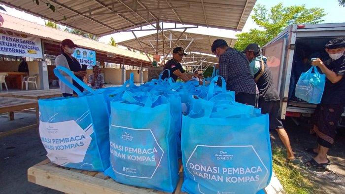FKD Kompas Gramedia Bali Bagi Ratusan Paket Sembako untuk Warga Terdampak Banjir Bandang di ...