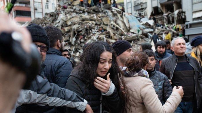 KBRI Ungkap 3 WNI Jadi Korban Gempa di Turki, Korban Tewas Terus Bertambah hingga 4.372 Orang ...