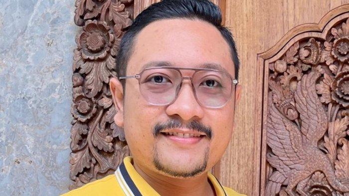 Dwi Purnama Coba Sedot Taksu Bapaknya, Putra Wayan Subawa Tarung ke ...