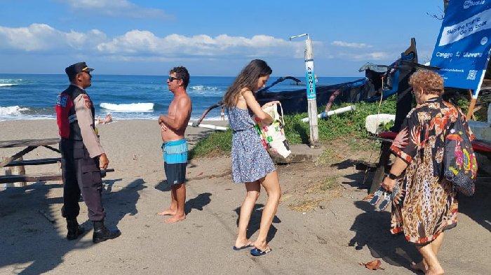 Terus Awasi Pengunjung, Polsek Kuta Utara Jajagi Wisatawan di Sejumlah ...