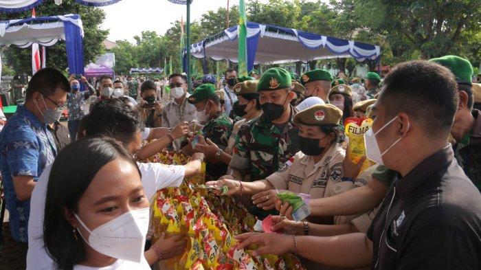 Kodam IX/Udayana Gelar Pasar Murah Ramadan Sambut Idul Fitri di Asrama Kepaon - Tribun-bali.com