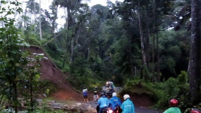 Hujan Sehari Akibatkan Longsor di Jalur Demulih - Serokadan, Bupati Bangli Kelurkan Surat Edaran ...