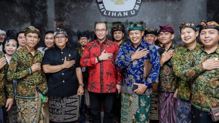 Simbol Komitmen, Bupati Giri Prasta Hadirkan Gedung Graha Pemilu Alaya Giri Nata - Tribun-bali.com