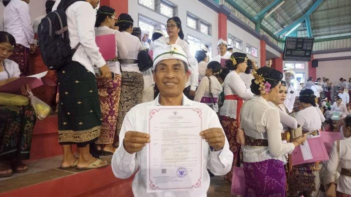 Profil I Nyoman Pageh, Guru Honorer di Karangasem Bali yang Kini Resmi Diangkat Jadi PPPK ...