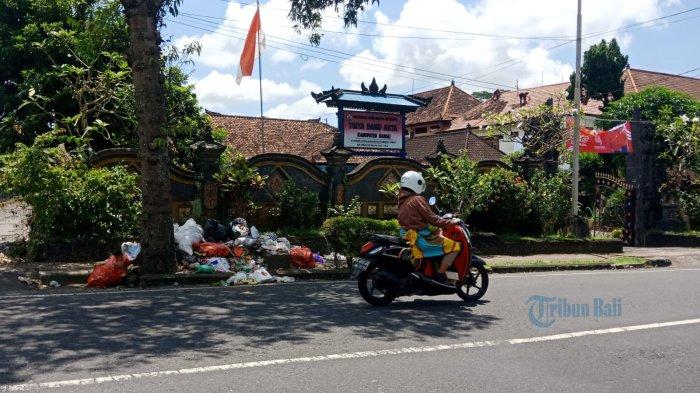 Sampah Menumpuk di Kota Bangli, Membuat Kesan Kumuh, Dewan: Tata Kelola Sampah Tak Jelas ...