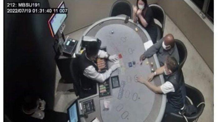 Gubernur Papua Lukas Enembe Berbohong? Tokoh Muda Tolikara Bantah Klaim ...