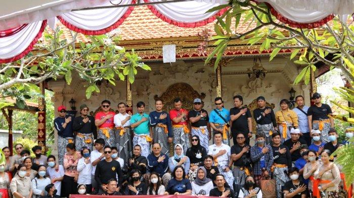 Dirangkaikan Dengan Reuni Akbar, Angkatan Polri ZLS-STS 2005 Berbagi ...