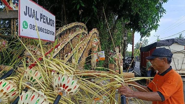 Kisah Penjual Penjor Saat Galungan-Kuningan di Gianyar, Suaba Banjir ...