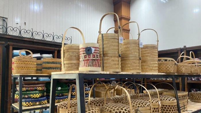 Oleh-oleh Bali, Berbagai Jenis Anyaman Bisa Dijadikan Buah Tangan yang ...