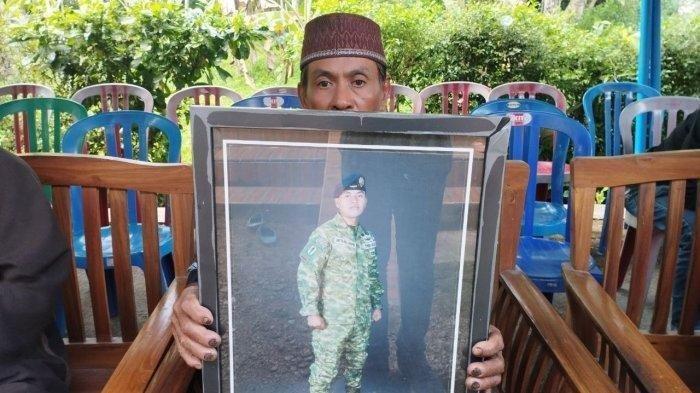 Kisah Pratu Miftahul Arifin, Tewas Ditembak KKB Papua hingga Rela Utang Demi Jadi Prajurit TNI ...