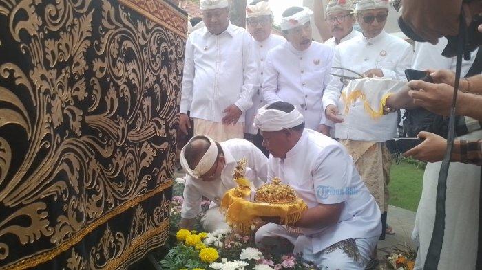 Pasar Ubud Gianyar Diresmikan, Gubernur Koster: Ini Salah Satu Upaya ...