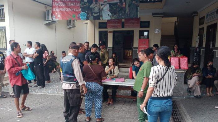 100 Warga Pemecutan Kaja Denpasar Bali Direkam KTP-el via Layanan JB ...