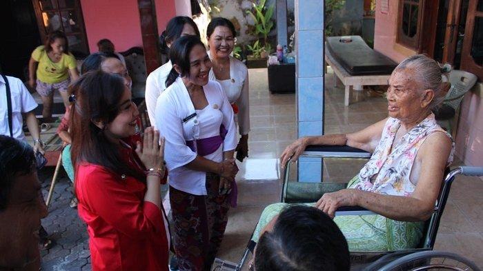 Banyak Lansia yang Merasa Sendiri dan Sepi, Dinsos Denpasar Rancang ...