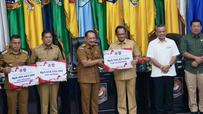 Pemkab Klungkung Terima Penghargaan Insentif Fiskal Dari Pemerintah Pusat - Tribun-bali.com