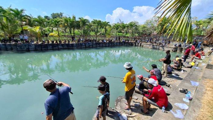 Hadiah Utama “Celeng” 90 Kilogram! Pemuda Lepang Gelar Mancing Gratis ...