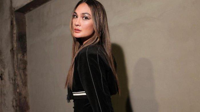 Tak Pernah Menikah Sebelumnya, Luna Maya Tiba-Tiba Mengaku Punya 7 ...