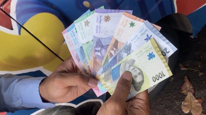 Penyebaran Uang Baru Emisi 2022 di Bali, Dimulai dari Pasar Kreneng ...