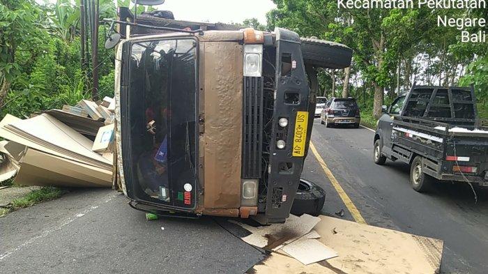 Tabrakan Maut! Truk dan Bus Malam Kecelakaan di Jalur Tengkorak Denpasar-Gilimanuk, Ini ...