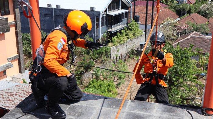 Pertajam Kemampuan, Basarnas Gelar Kegiatan Refresh Heli Rescue di Bali ...
