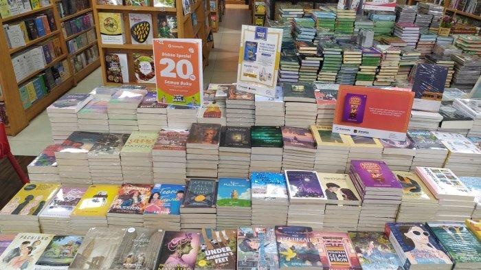 Promo Spesial Hingga 30 Persen Buku dan Best Price Stationary di ...