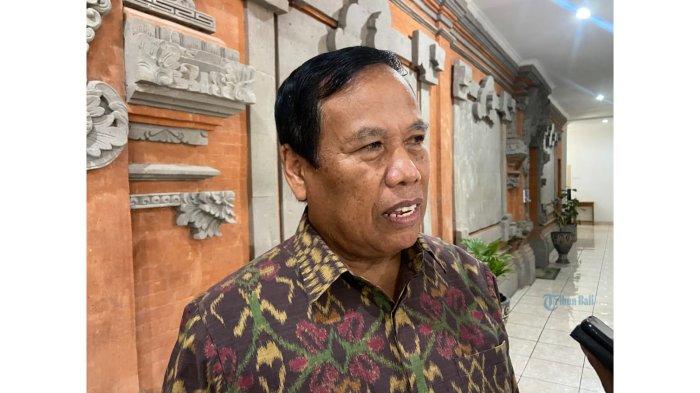 SK 6 Guru Besar Universitas Mahasaraswati Turun, Rektor: Kunci Pendidikan Unggul Pada SDM ...
