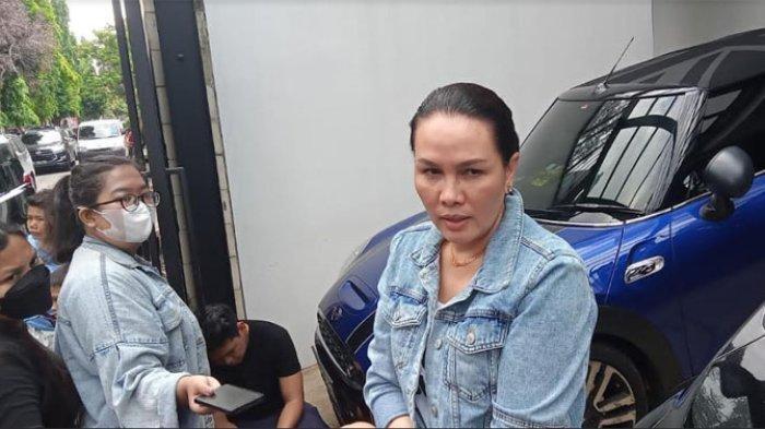 Nikita Mirzani Alami Saraf Kejepit, Langsung Dilarikan ke Rumah Sakit, Ingin Segera Bersidang ...