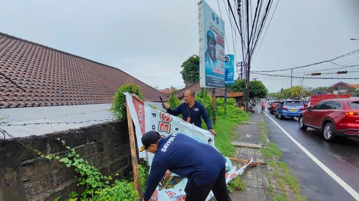 Satpol PP Denpasar Tertibkan 139 Baliho hingga Spanduk yang Merusak ... Satpol PP Denpasar Tertibkan 139 Baliho hingga Spanduk yang Merusak ...