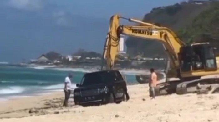 Viral Mobil Terperosok Di Pasir Pantai Pandawa, Bendesa Adat Kutuh : Padahal Sudah Ada Larangan ...