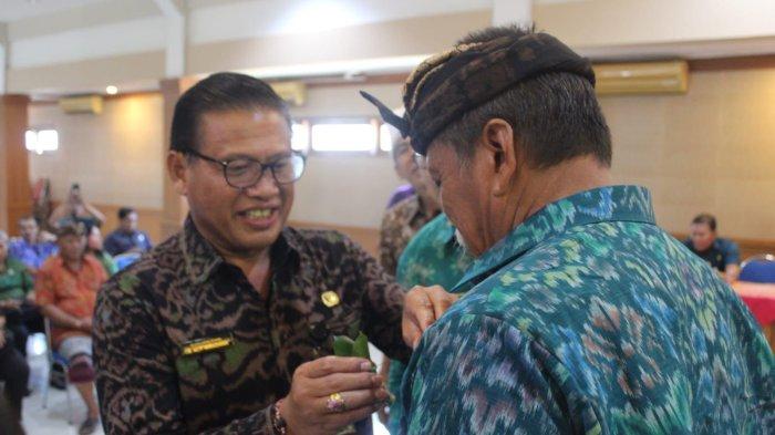 Sekda Alit Wiradana Lepas Peserta Pekan Daerah KTNA Denpasar, Jadi ...