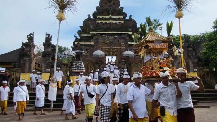 Piodalan dan Sejarah Keberadaan di Pura Agung Kentel Gumi di Klungkung ...
