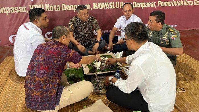 KPU Denpasar Gelar Acara “Megibung”, Bentuk Sinergitas Dengan Stakeholder Jelang Pemilu 2024 ...