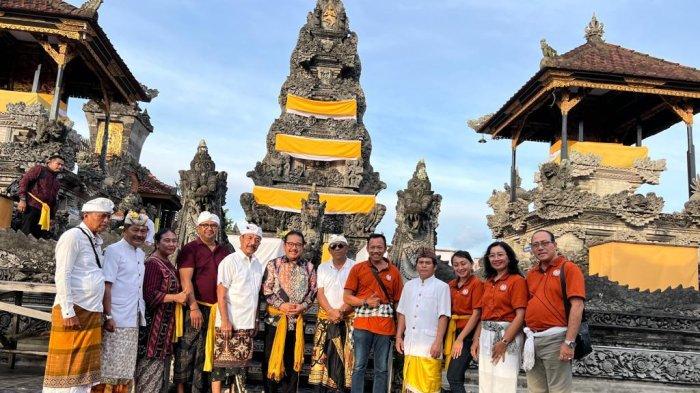 Wagub Cok Ace Tangkil Ke Pura Payogan Agung Kutai - Tribun-bali.com