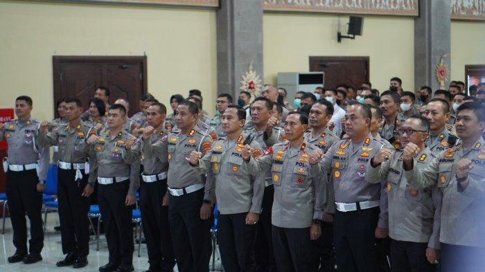 Jelang Pengamanan Natal dan Tahun Baru, Wakapolda Bali Buka Latpraops Lilin Agung 2022 - Tribun ...